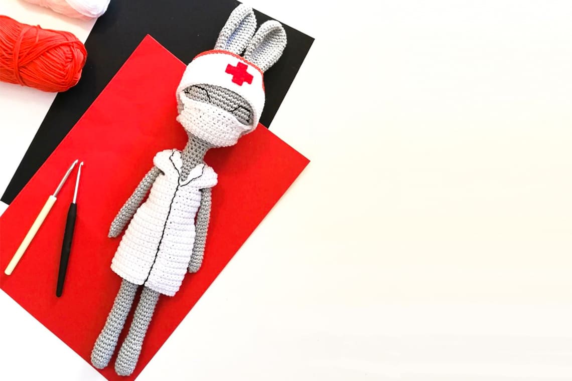 Enfermero Conejo PDF Amigurumi Patrón Gratis Paso a Paso - 500+ PDF Passo a Passo Amigurumi Receitas