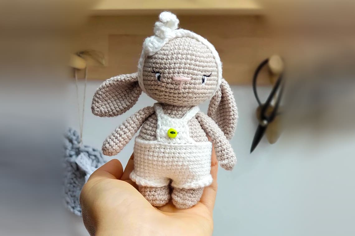 Amigurumi Conejo de Pascua PDF Patrón Gratis - 500+ PDF Passo a Passo Amigurumi Receitas