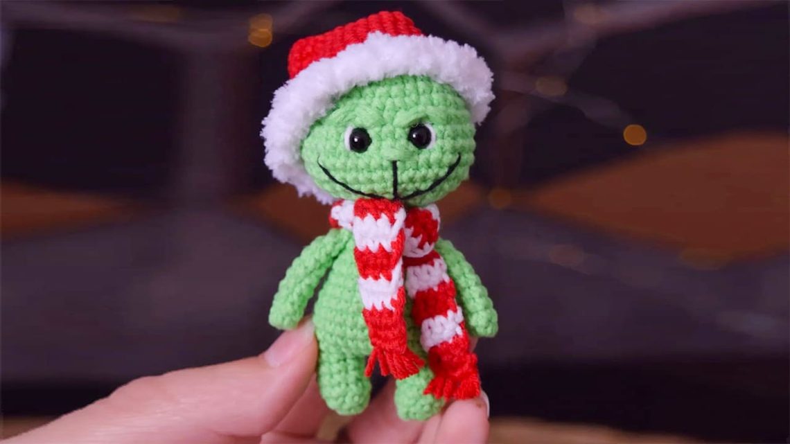 Crochet Grinch PDF Amigurumi Free Pattern - 500+ PDF Passo a Passo ...