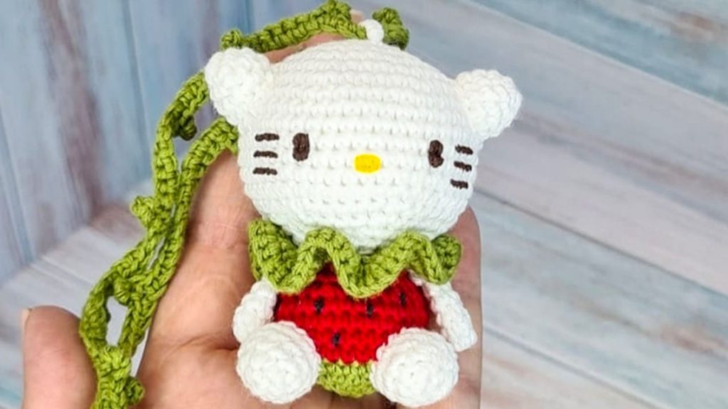 Crochet Hello Kitty Keychain Amigurumi PDF Free Pattern - 500+ PDF ...